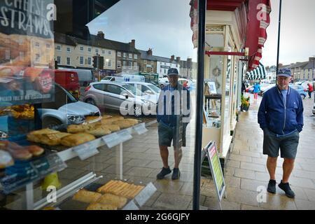 Bedale Market North Yorkshire England UK Stock Photo - Alamy