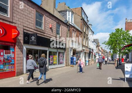 ARBROATH ANGUS SCOTLAND THE HIGH STREET AND SHOPS Stock Photo - Alamy