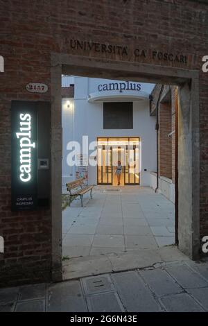 Venedig, Camplus Santa Marta // Venice, Camplus Santa Marta Stock Photo ...