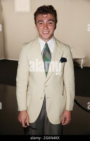 John Paul Gaultier Paris Haute Couture Spring Summer Big blonde afro ...