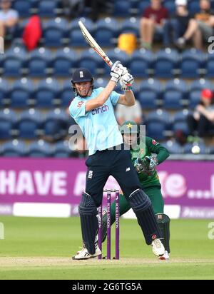 #6, Zak Crawley of England in action with the bat during Day Two of the ...