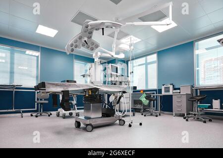 Operating room with modern equipment, spacious bright operating room ...