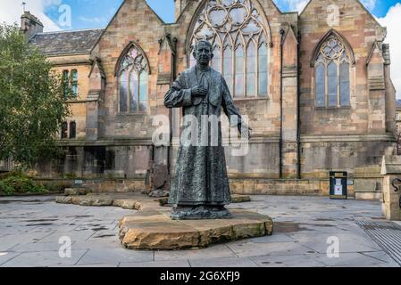 Cardinal Basil Hume statue and St Mary's Cathedral, Newcastle-upon-Tyne ...