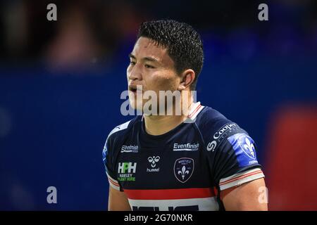 Mason Lino (7) of Wakefield Trinity during the game Stock Photo - Alamy
