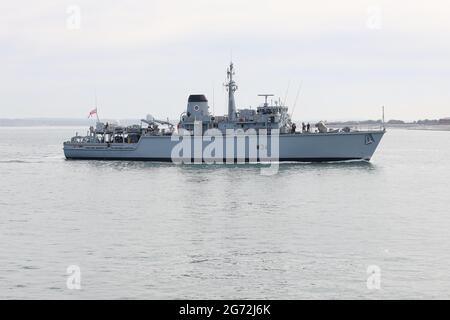 The Royal Navy Mine Counter Measures Vessel HMS LEDBURY (M30) returns ...