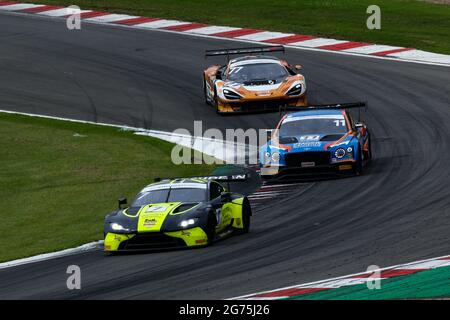 Enduro Motorsport (#77) McLaren 720S GT3 driven by Morgan Tillbrook ...