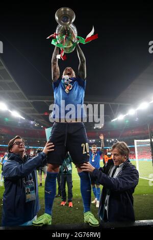 Italy's Federico Bernardeschi celebrates after the game Stock Photo - Alamy