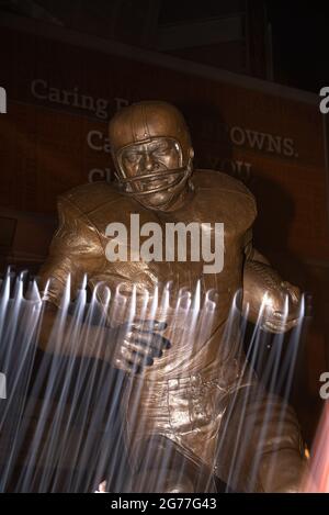 Jim Brown Statue in Cleveland Ohio Stock Photo - Alamy