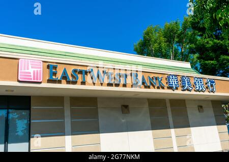 A Bank of the West branch in Pasadena, CA, USA Stock Photo - Alamy