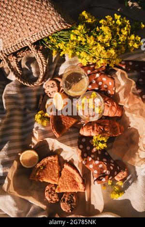 picnic concept glasses of wine bun outdoors on blanket summertime Stock ...