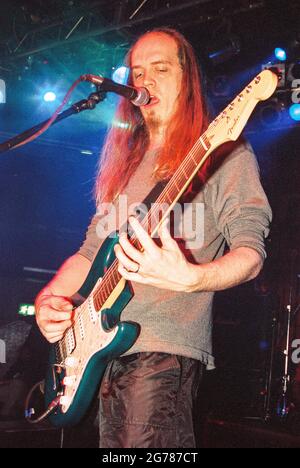 Strapping Young Lad performing live at the Mean Fiddler 2, 20th March ...