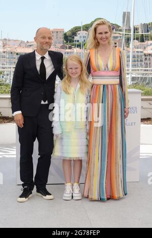 RAKEL LENORA FLØTTUM in THE INNOCENTS (2021) -Original title: DE ...