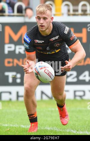 Castleford Tigers in action during the Betfred Challenge Cup match ...