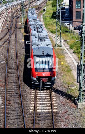 DB Regio Alstom Coradia LINT 41 train in NAH.SH livery at Kiel main ...