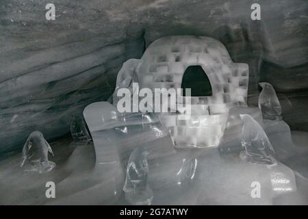Ice sculpture. Switzerland. Jungfraujoch Stock Photo - Alamy