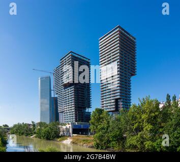 Wien, Vienna: Triiiple Towers, river Donaukanal in 03. Landstraße, Wien ...