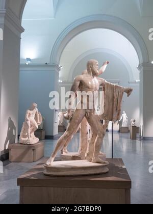 Group of the tyrannicide Harmodios and Aristogeiton, Museu Archeologico ...