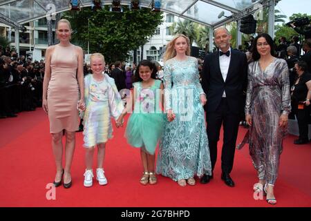 Ellen Dorrit Petersen, Rakel Lenora Flottum, Mina Yasmin Bremseth ...