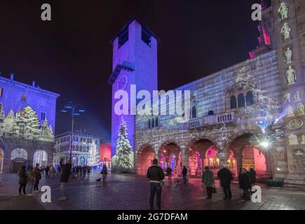 Como Christmas light, Como Lake, Lombardy, Italy,Europe Stock Photo - Alamy