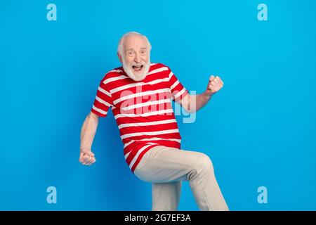 Photo of hooray old grey hairdo man hold card wear spectacles brown ...