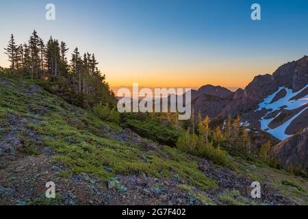 Sunrise at Marmot Pass in the Buckhorn Wilderness, Olympic National ...