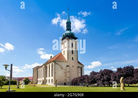 Přesunutý kostel Nanebevzetí Panny Marie, Most, CHKO České Středohoří ...