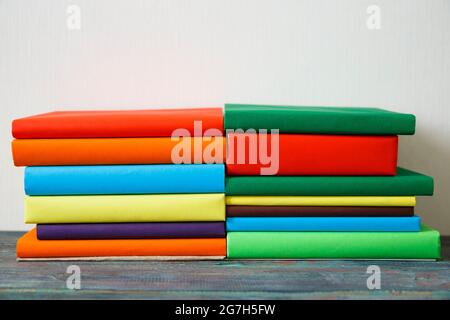 row of books, grungy background, free copy space Stock Photo - Alamy