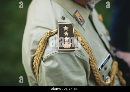 Army National Guard Command Sergeant Major John T. Raines delivers ...