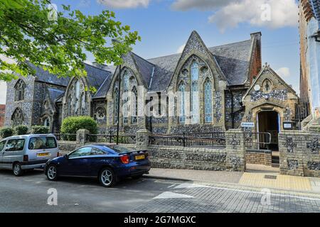 The former school, now library and information centre at Loddon ...