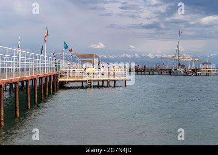 Pier, Kapriz Issyk Kul Resort lake, Kyrgyzstan Stock Photo - Alamy