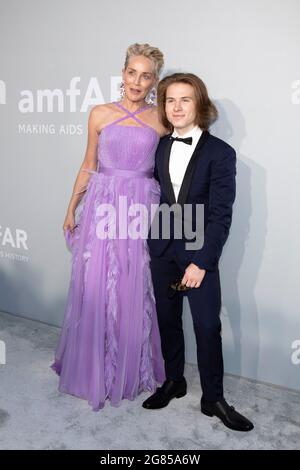 CANNES - JULY 16: Sharon Stone, Roan Stone, Milutin G. Gatsby, Helena ...