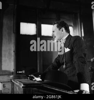 Romanian actor Andrei Magheru in the movie "Ultima noapte de dragoste ...