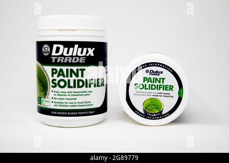 Dulux Paint Solidifier Waste Paint Hardener Stock Photo - Alamy