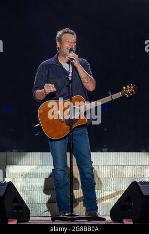 Blake Shelton during the Country Thunder Music Festival on July, 18 ...