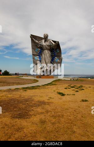 Dignity Statue, I-90 Rest Area at Chamberlain, South Dakota Stock Photo ...