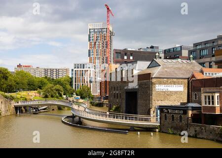 The bendy Castle Bridge between the Left Handed Giant Brewpub and The ...