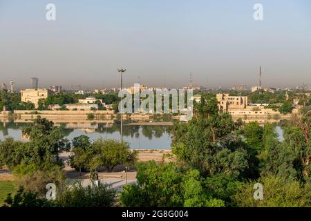 Tigris river, Baghdad, Iraq, Middle East Stock Photo - Alamy