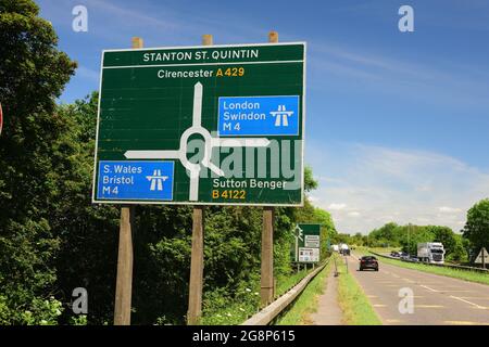 Road sign on the A350 approaching junction 17 of the M4 motorway Stock ...
