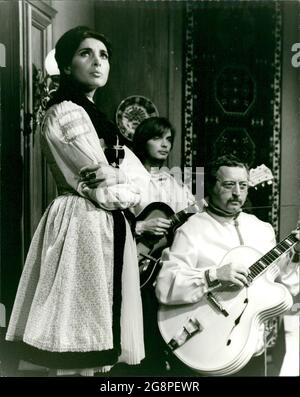 ZDF-Fernsehfilm "Sir Henri Detering" - Dunja Rajter spielt die Sängerin ...