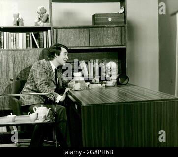 Szenenfoto zur Fernsehserie "Stoffel und Wolfgang": Stoffel hat ...