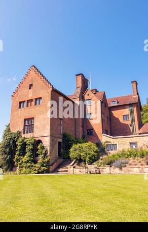 Chartwell House the home of Winston Churchill from the garden Stock ...