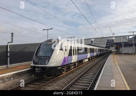 Crossrail train class 345 Bombardier Aventra Elizabeth Line passenger ...