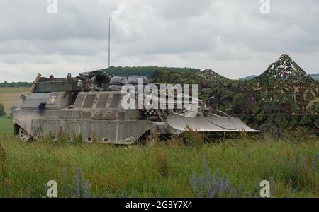 British Army Challenger Armored Repair and Recovery Vehicle (CRARRV ...
