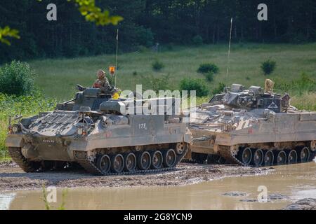 british army FV512 warrior MRV preparing to tow a stricken warrior ...