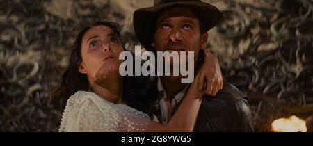 Karen Allen as Marion Ravenwood in the Movie Raiders of the Lost Ark ...