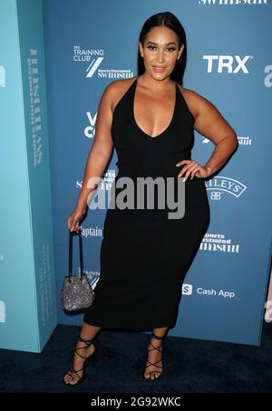 HOLLYWOOD, FLORIDA - JULY 23: Amanda Kay attends the Sports Illustrated ...