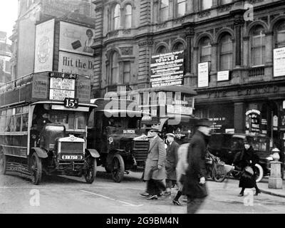 London Transport AEC T Type Stock Photo - Alamy