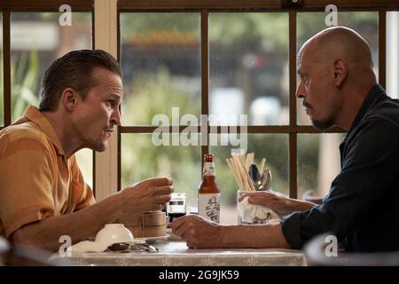 MR INBETWEEN, from left: Damon Herriman, Rose Riley in 'Shoulda Tapped ...