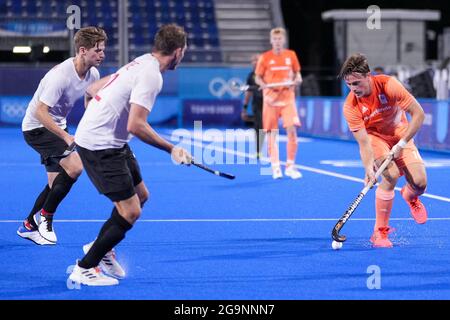 TOKYO, JAPAN - JULY 27: Jorrit Croon of the Netherlands competing on ...