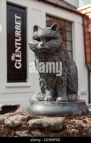 Towser the cat statue at Glenturret Distillery scotland uk gb Stock ...